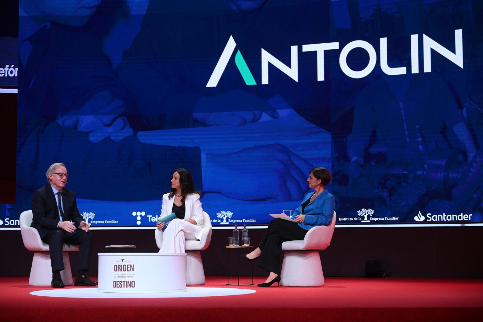 Home - Annual Report Antolin 2025